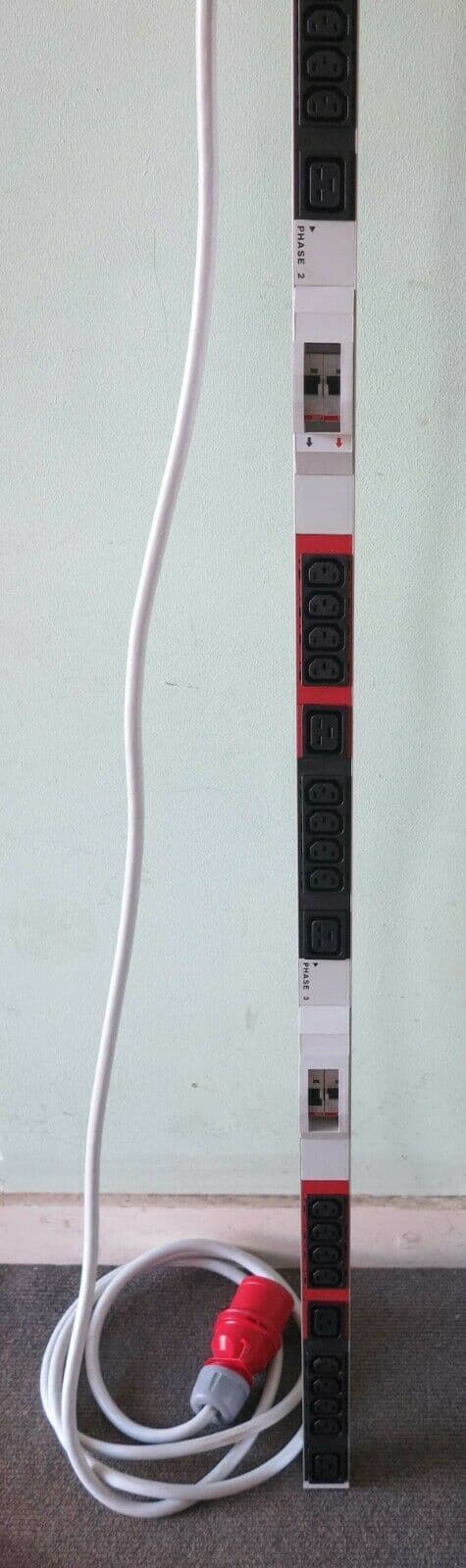 Minkels PDU 800 1661 6x C19 24x C13 Power Distribution Unit Rackmount ...