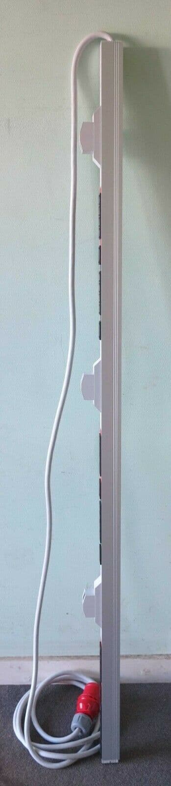 Minkels PDU 800 1661 6x C19 24x C13 Power Distribution Unit Rackmount ...