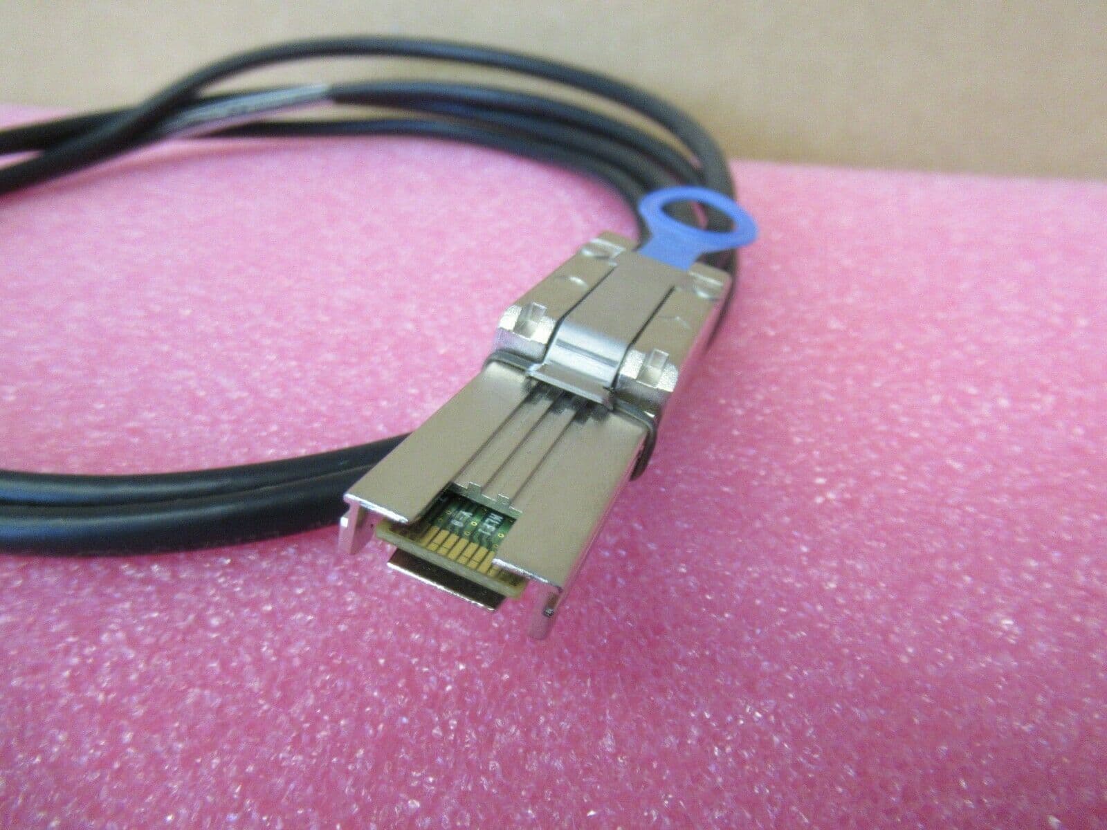 Molex iPass x4 MiniSAS HD-MiniSAS 2 0 1 0m 28AWG SAS Cable 1110683201