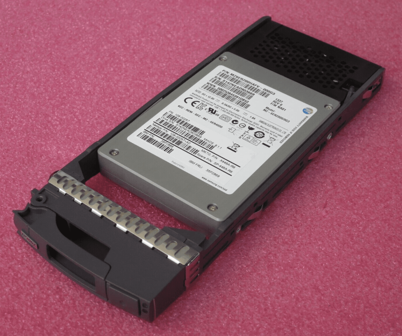 NetApp 200GB 2 5" SAS 6Gb/s SSD In Caddy with Interposer 108-00257 A0 ...