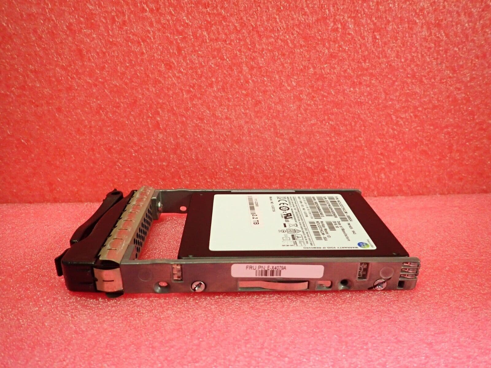 NetApp 3 2TB SSD SAS 12G MU Solid State Drive E-X4079A 111-02995 DE5600