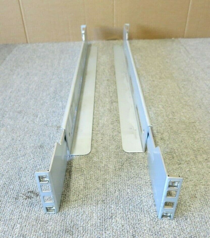 NetApp 404-00078 404-00079 DS2246 DS4246 Rack Mount Rails Kit Left Right