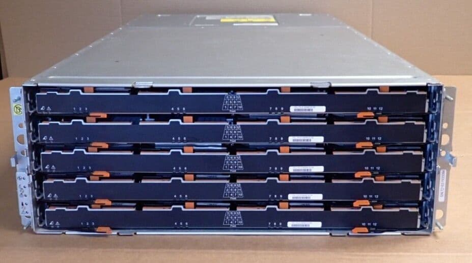 Netapp DE6600 4U Storage Enclosure 60x 3 5" Bay 2x E-X561204A-R6 2x PSU