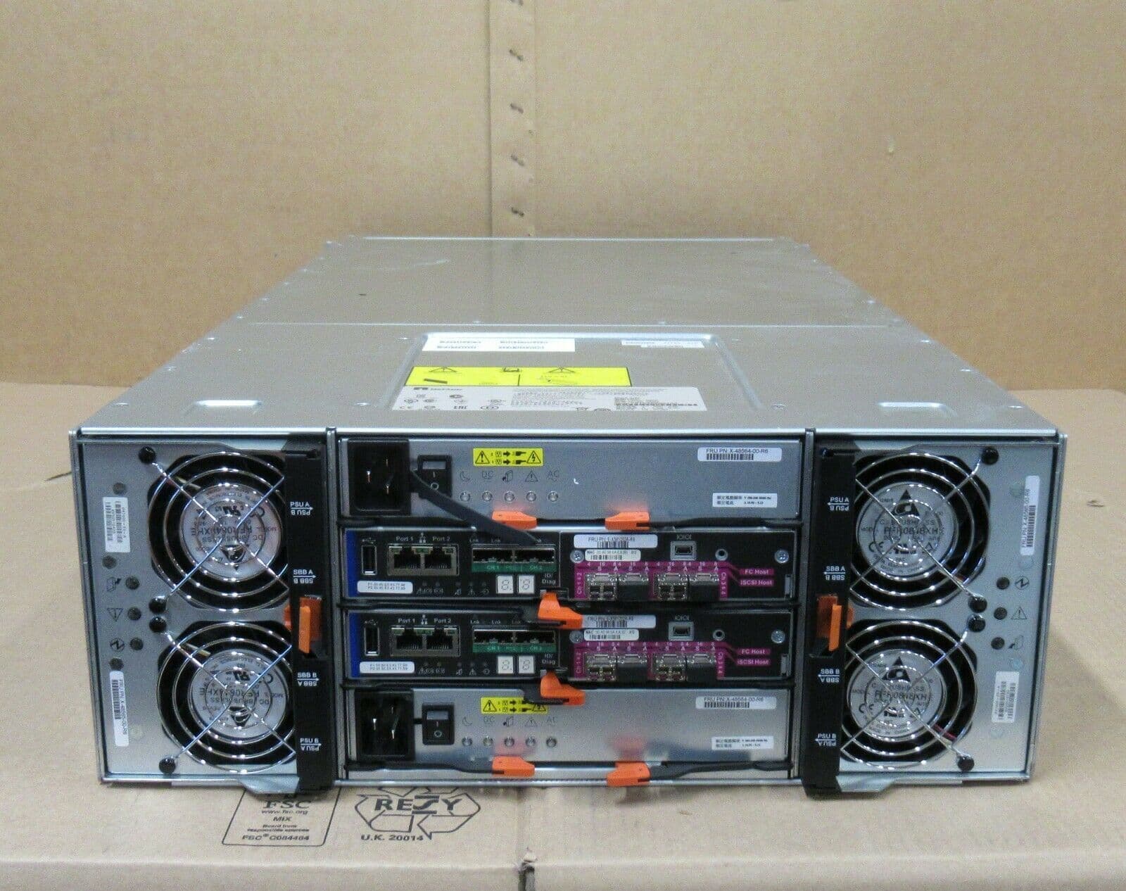 Netapp DE6600 Storage Enclosure 60x 3 5" HDD Bay 2 x E-561202A-R6 16GB FC