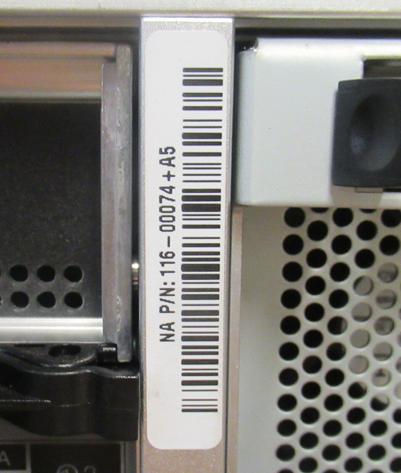 NetApp DS14 MK2 AT - 4x 1TB SATA Hard Drive HDD 2 x AT-FCX 2U Drive Array