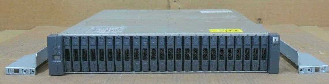 NetApp DS2246 NAJ-1001 Array 24x 900GB 10K SAS HDD X423A-R5 2x IOM6 2x PSU