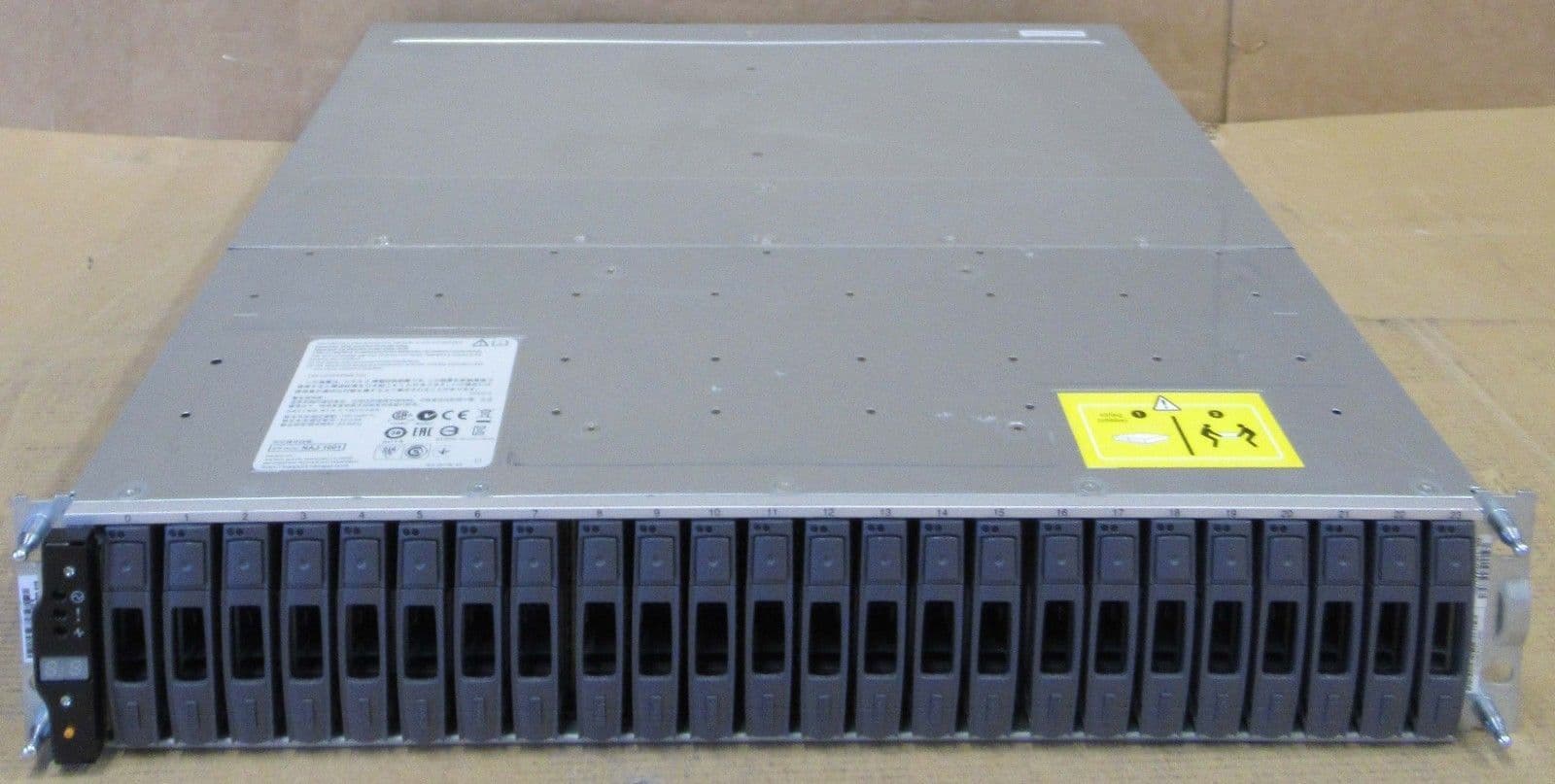 NetApp DS2246 NAJ-1001 Array 24x 900GB 10K X423A-R5 2x IOM6 Controllers ...