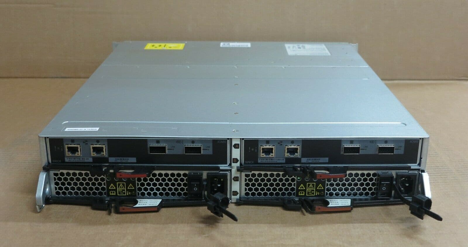 NetApp DS2246 NAJ-1001 Disk Array 18x 450GB 10K HDD 2x IOM6 Controllers ...