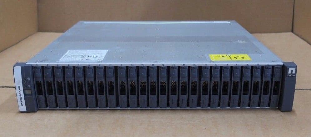 NetApp DS2246 NAJ-1001 Disk Array 2x IOM6 Controller 111-01155 24 x caddies