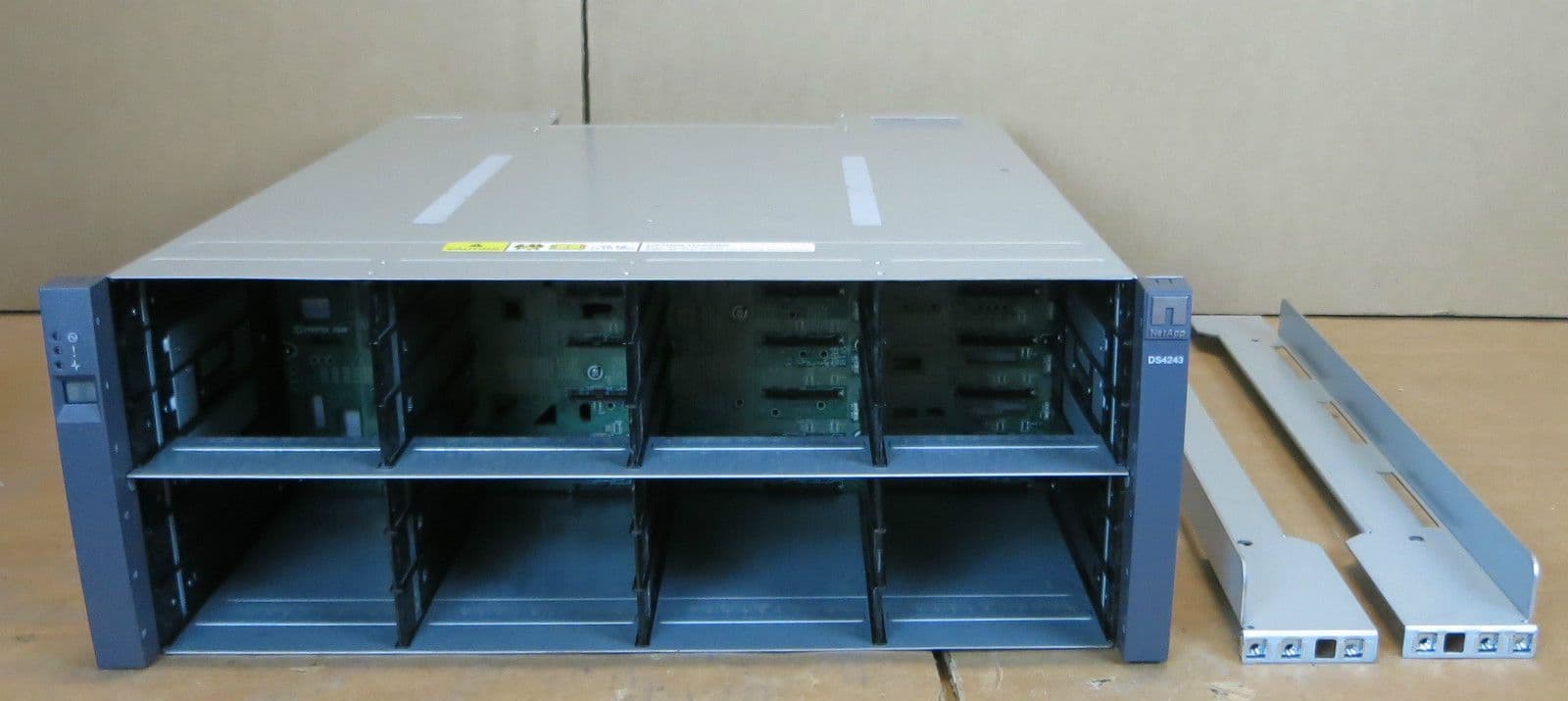 NetApp DS4243 2x X5712A-R6 IOM3 3GB/s SAS Controllers Drive Shelf ...