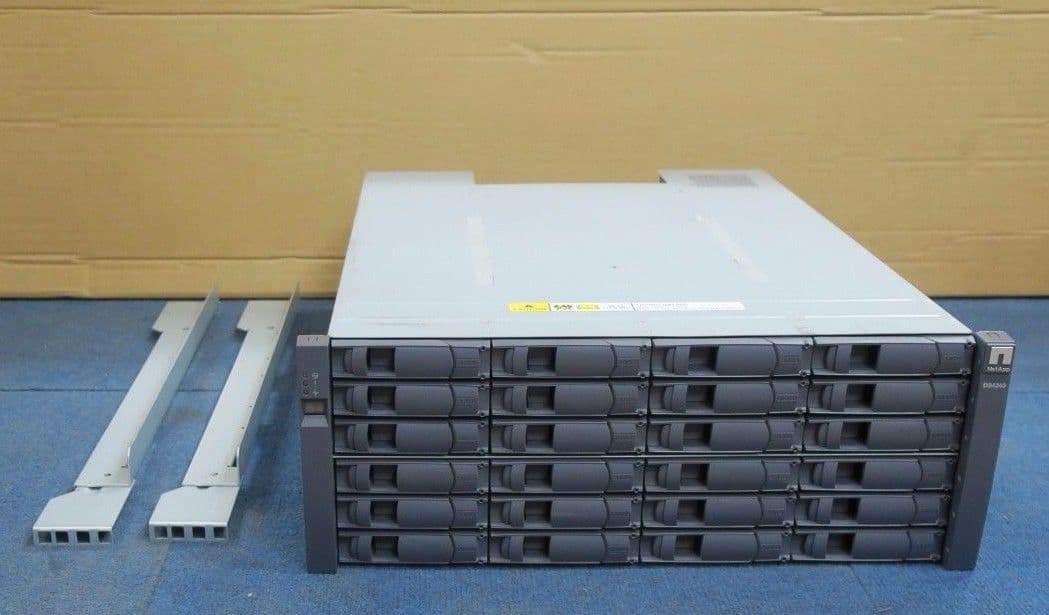 NetApp DS4243 430-00048 C1 - 43TB SAS HDD 2x IOM3 2x PSU Controllers Shelf