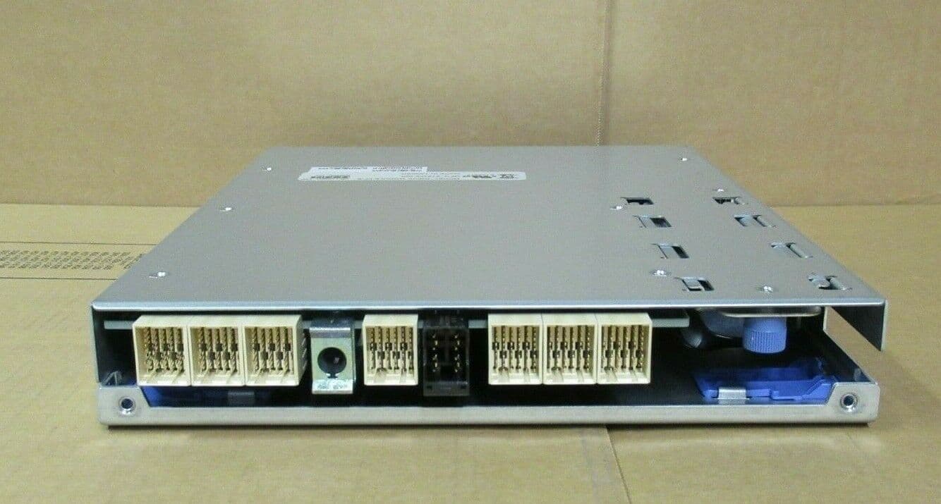 NetApp E2700A E-X270800A-R6 8GB Non iSCSI Storage Controller Module