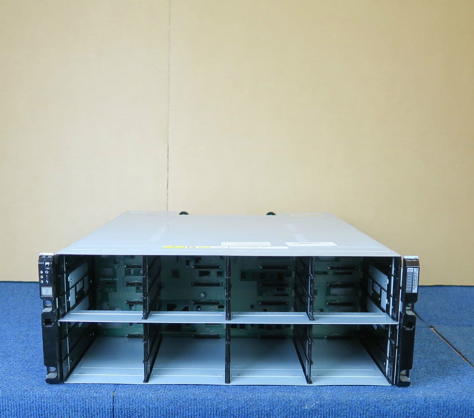 NetApp FAS 2240-4 X3245A-R6 111-0084 Controller 4 x PSU Storage System