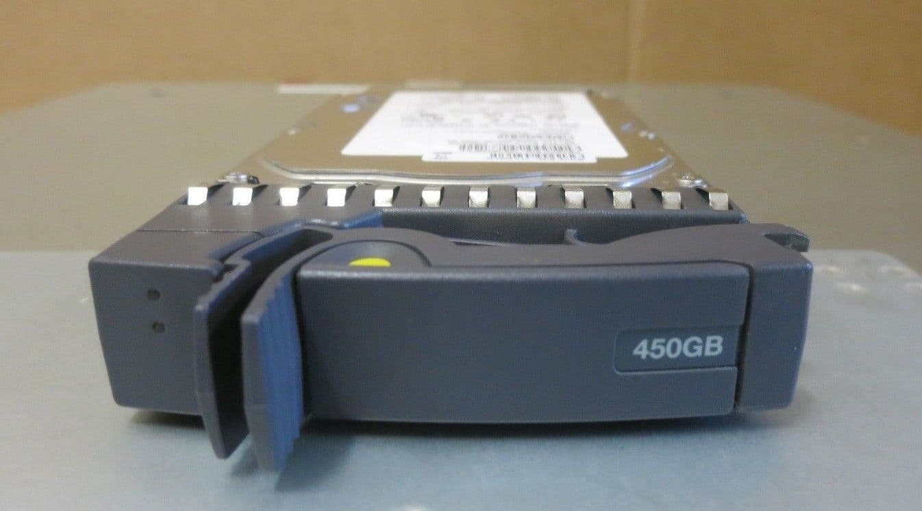 NetApp FAS2020 Filer iSCSI Storage Array Shelf 2 x controllers 12 x ...