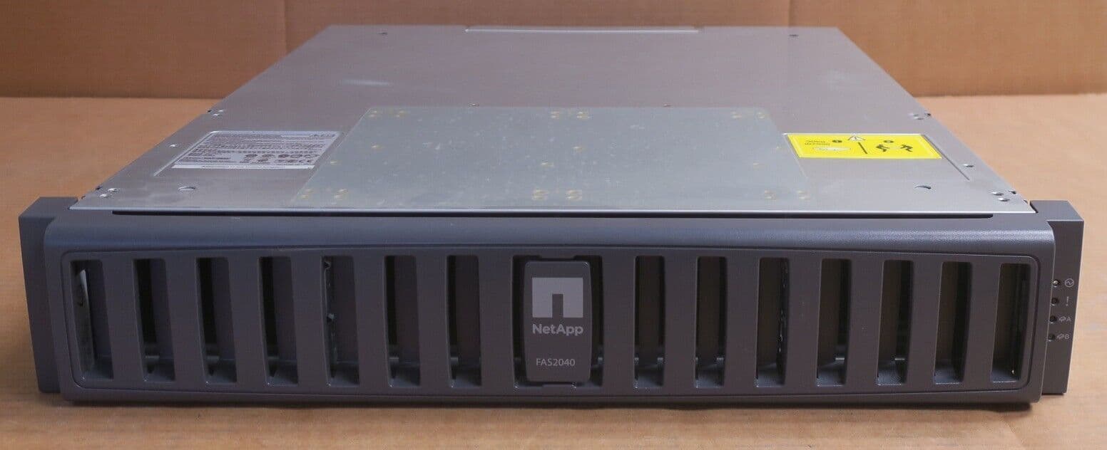 NetApp FAS2040 NAF-0602 Storage System 1x Controller 111-00524 2x 675W PSU