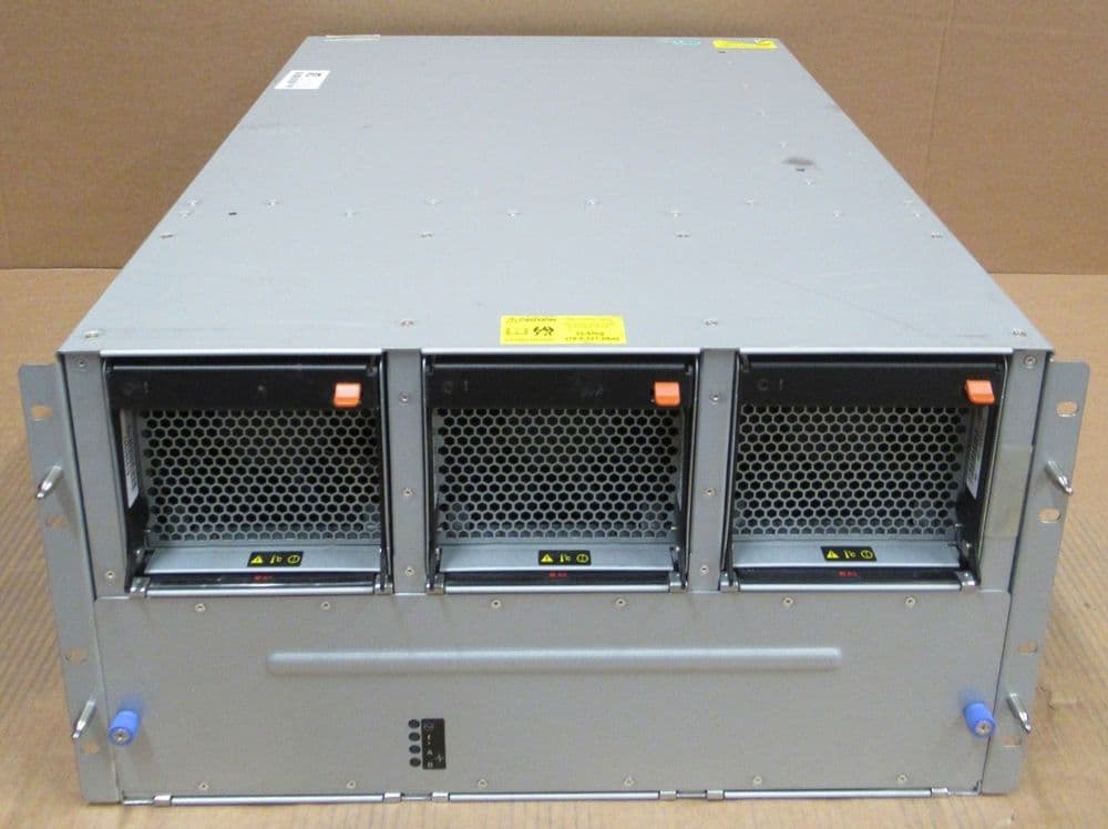 NetApp FAS3140 Filer Array 2x AMD 2216 4GB Ram 1x Controllers 2x PSU NAF-0702