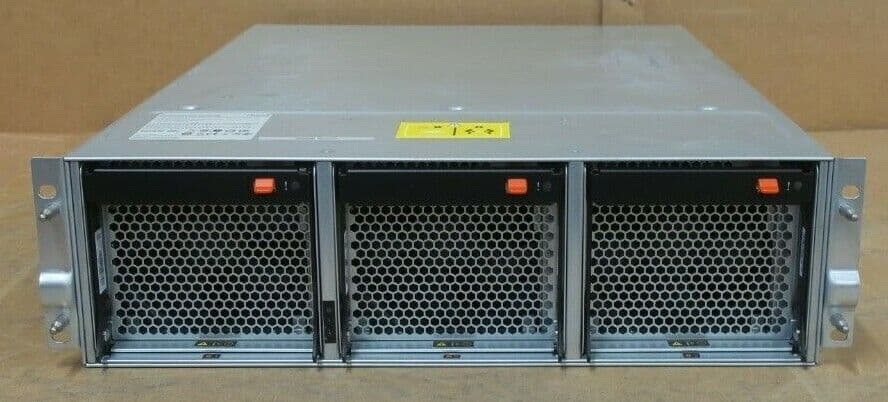 NetApp FAS3250 Filer Array 1x Controller & 1x PCIe Expansion Module 2x PSU