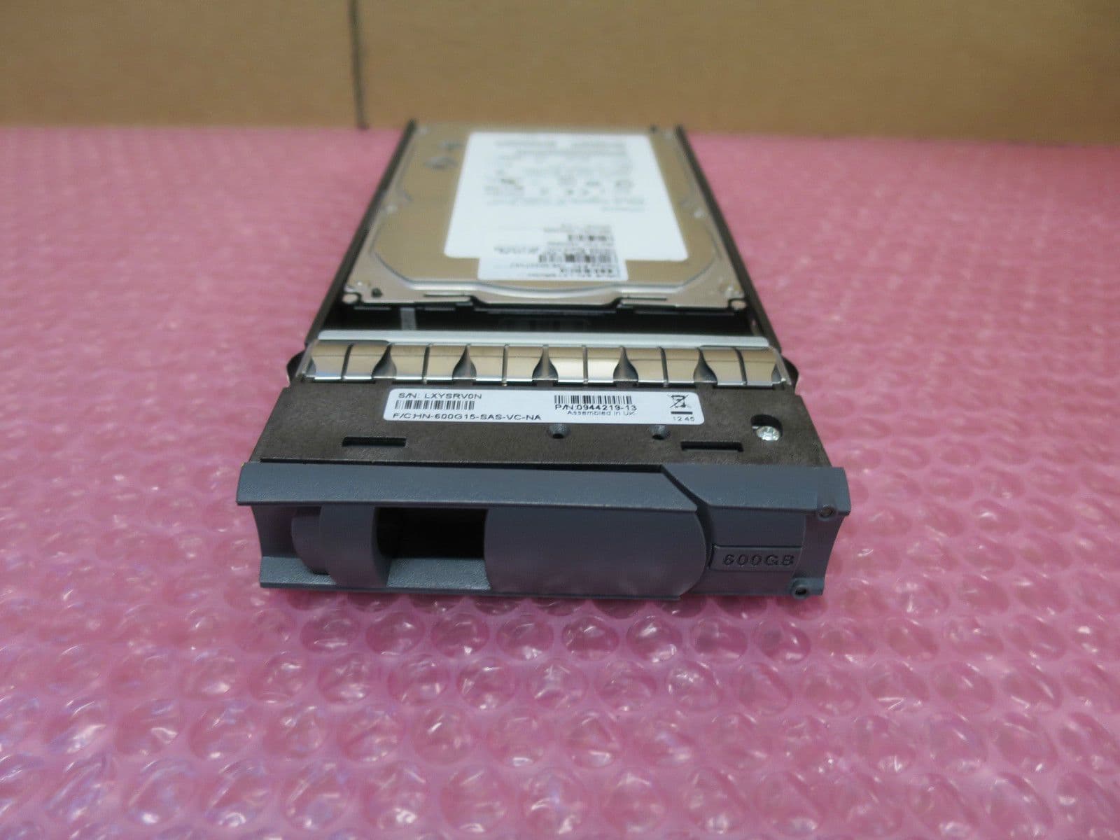 NetApp X412A-R5 600GB 15K SAS Hard Disk Drive for DS4243 FAS2240-4 FAS2220