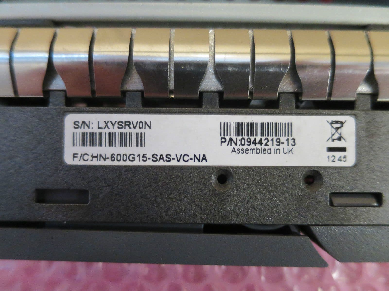 NetApp X412A-R5 600GB 15K SAS Hard Disk Drive for DS4243 FAS2240-4 FAS2220
