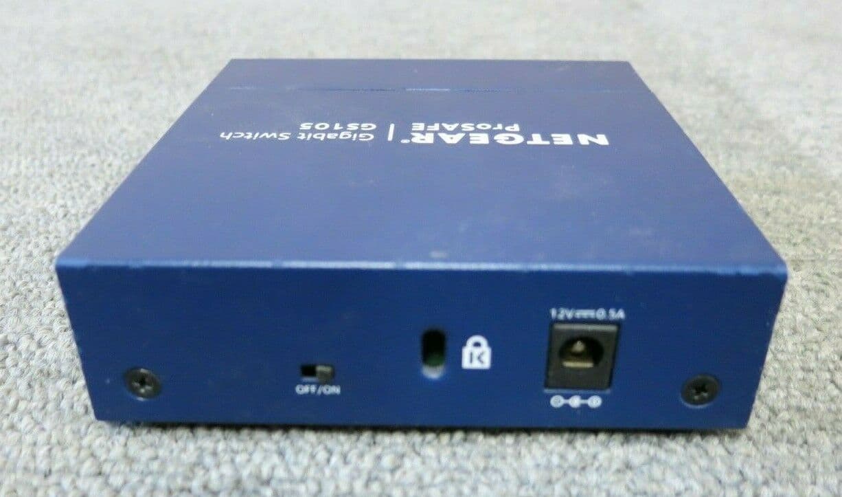 Netgear GS105v5 ProSafe 5 Port Gigabit Ethernet Unmanaged Desktop Switch