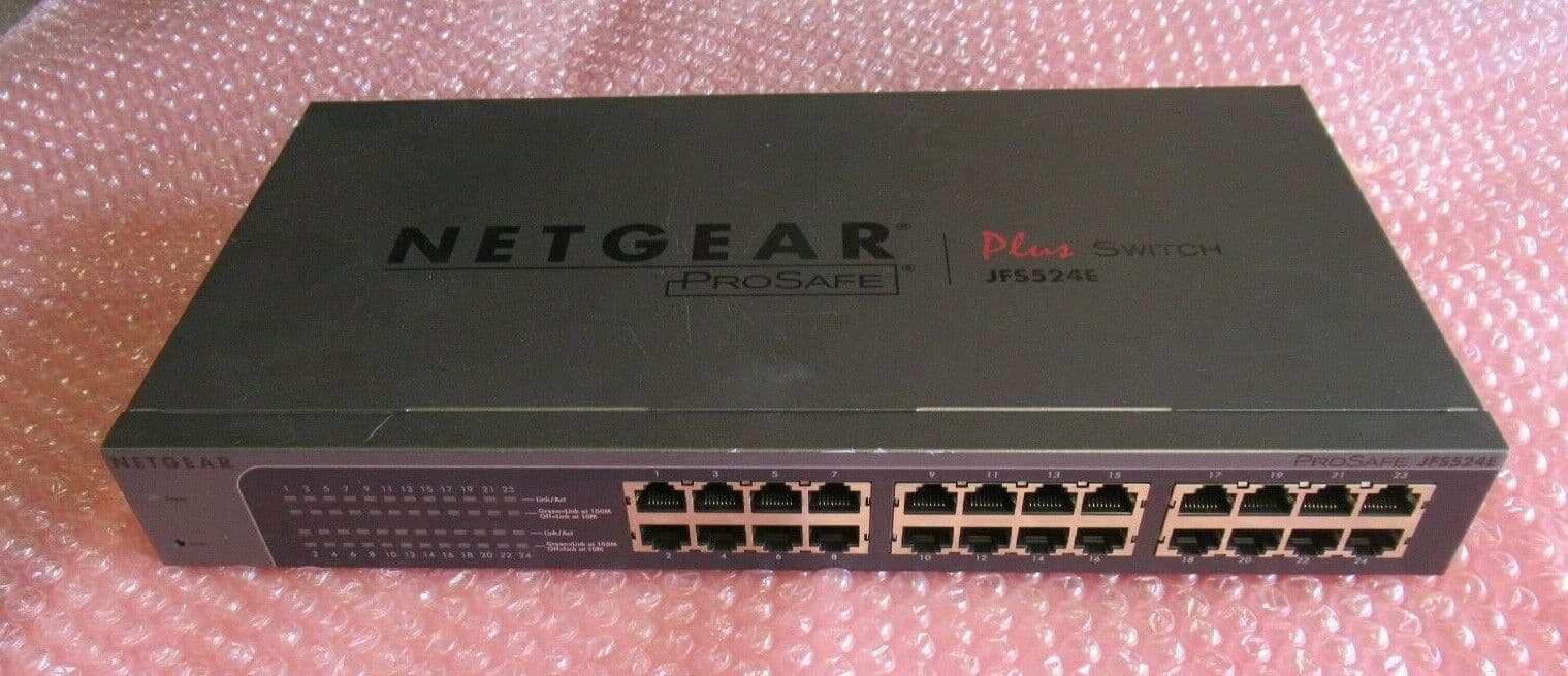 NetGear JFS524E ProSafe Plus 24-Ports 10/100Mbps Fast Ethernet ...