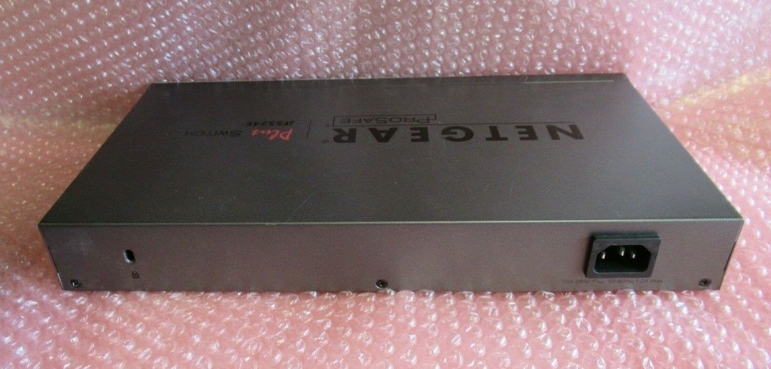 NetGear JFS524E ProSafe Plus 24-Ports 10/100Mbps Fast Ethernet ...