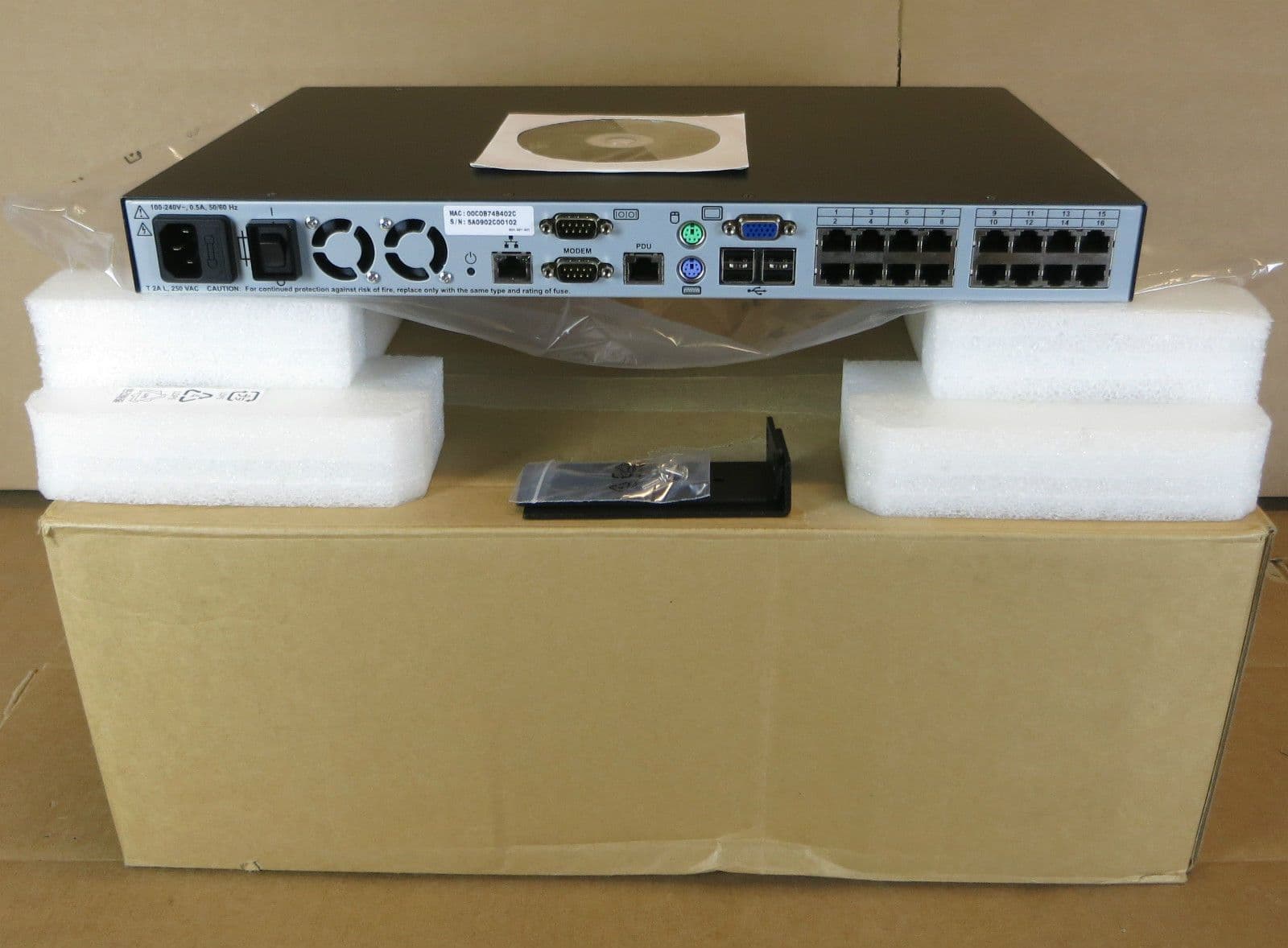 New APC AP5610 2x1x16 Digital KVM Switch With VM 16 Port - 520-701-501