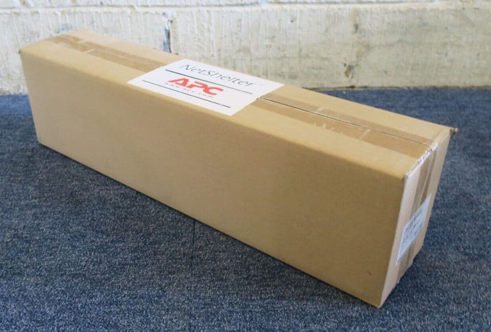 NEW APC AR8173BLK NetShelter Data Cable Management Partition 750mm Pass ...