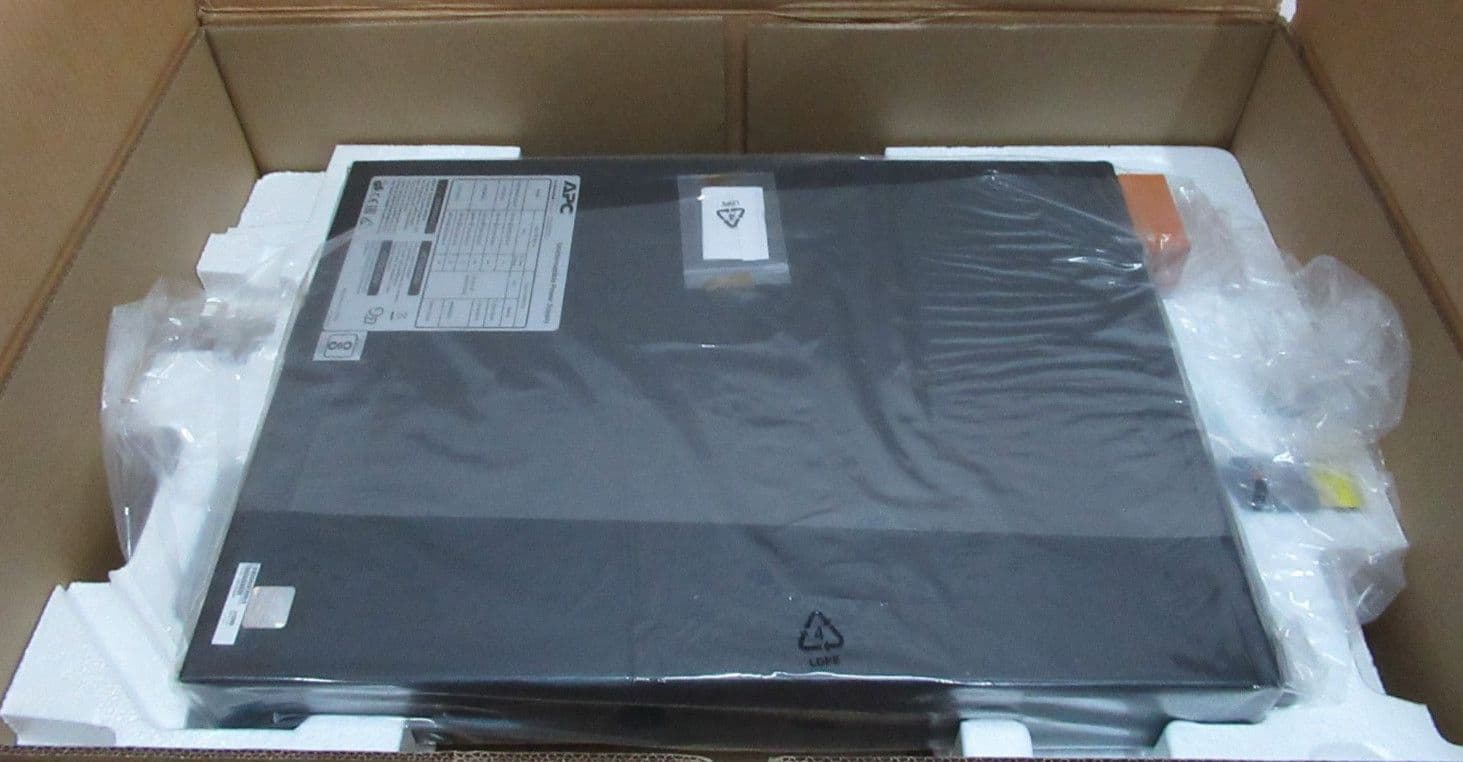 NEW APC Fujitsu Smart-UPS SRT 3000 3kVA 3000VA SRT3000XLI Tower UPS NMC ...