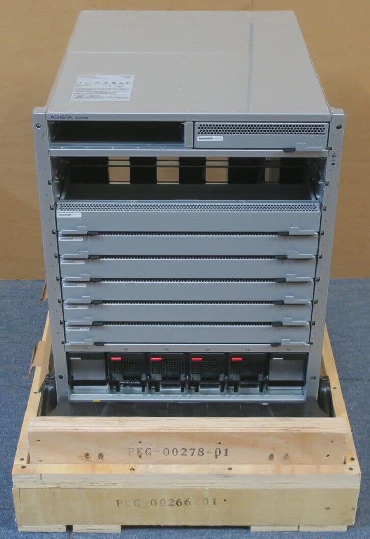 NEW Arista DCS-7308 7300 Series 8-Slot Switch Chassis 4x PWR-3KT-AC-RED PSU
