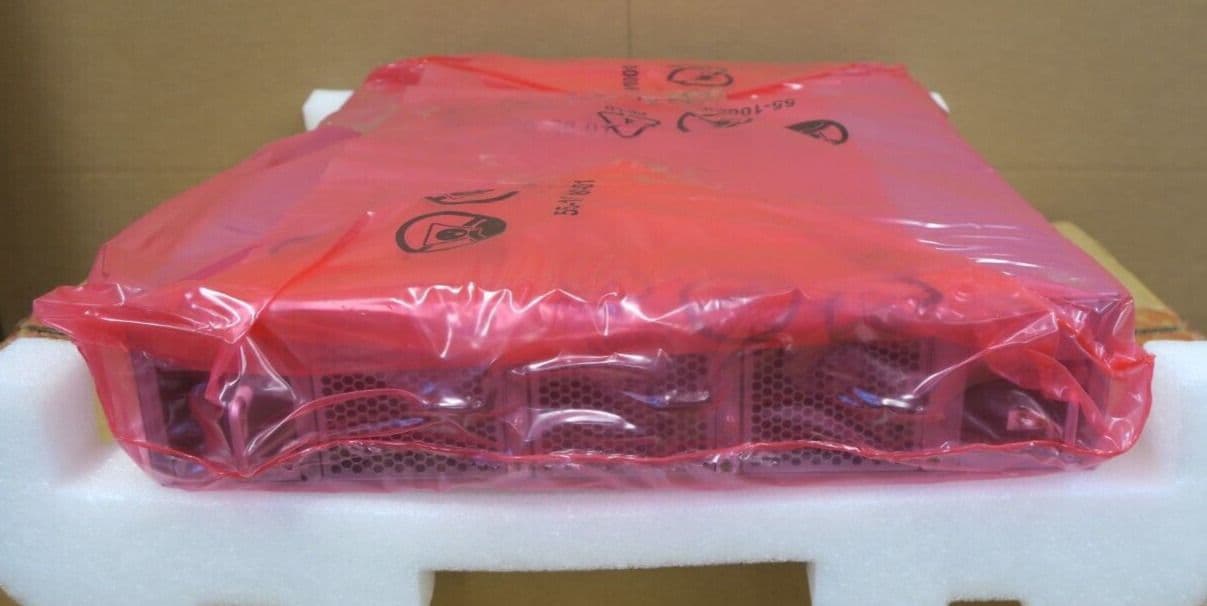 NEW Brocade EMC DS-6520B 16Gb 96-Port 48x Active FC SAN Switch 48x 8Gb SFP