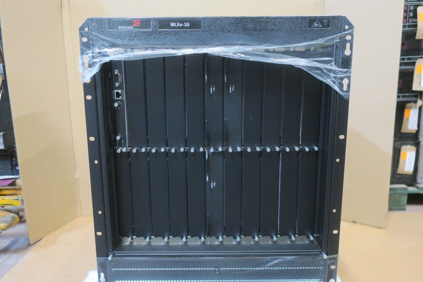 NEW Brocade MLXe-16 16-Slot Router Chassis BR-MLXE-16-MR2-M-AC 1x BR ...