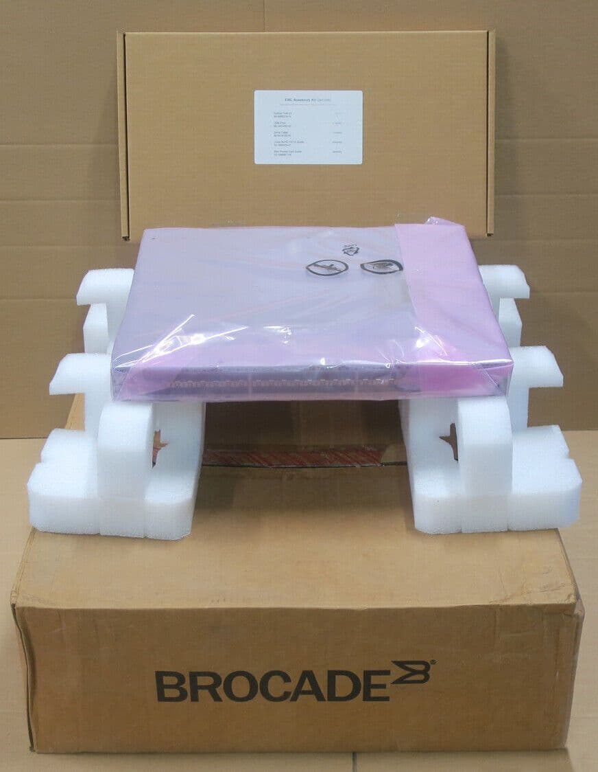 New Brocade VDX 6740 EM-VDX6740-24-F 48x 1/10GbE SFP & 4x 40Gb QSFP Switch