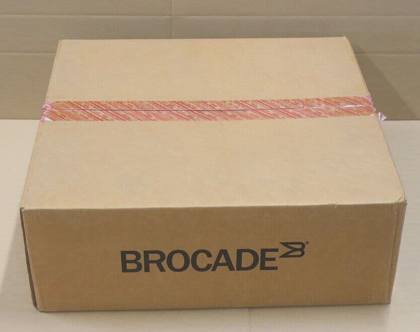 New Brocade VDX 6740 EM-VDX6740-24-F 48x 1/10GbE SFP 4x 40Gb QSFP Switch