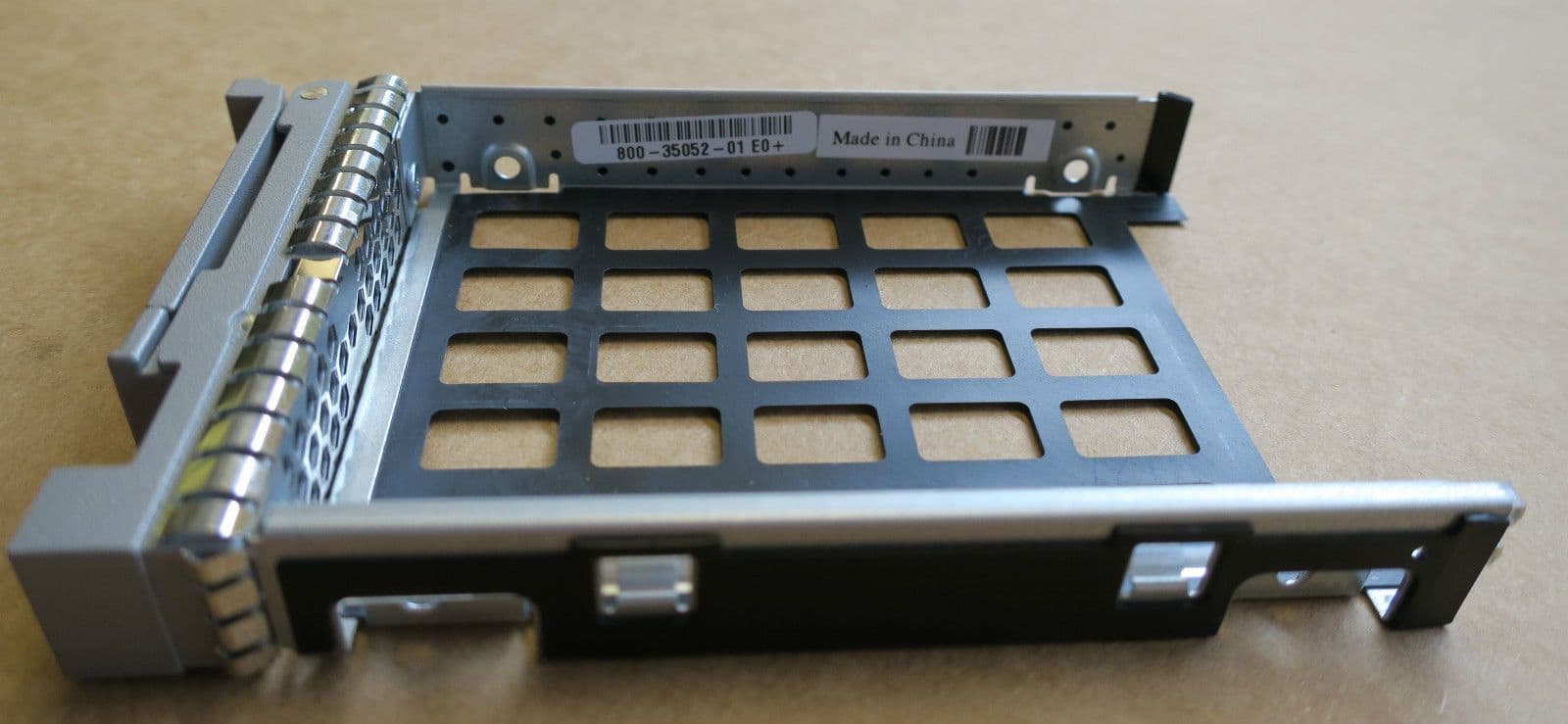 New Cisco 2 5" Hard Drive Tray HDD Disk Caddy Bracket 800-35052-01 For UCS