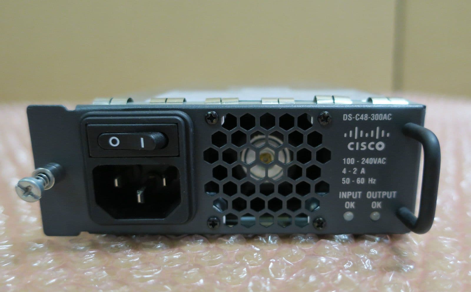 NEW Cisco DS-C48-300AC MDS 9148 300 Watt PSU AC Hot Plug Power Supply ...