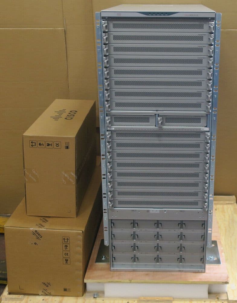 NEW Cisco MDS 9718 Multilayer Director 16x Line-Card 2x Supervisor Slot ...