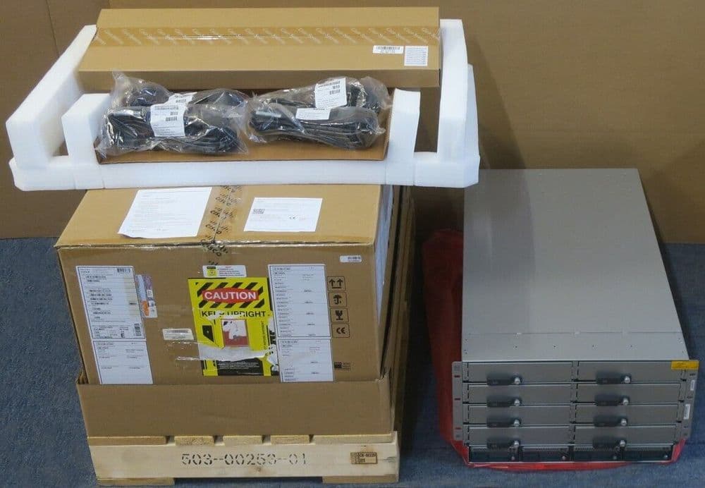 NEW Cisco UCS 5108 8-Slot Blade Server Chassis UCSB-5108-AC2 2x UCS ...