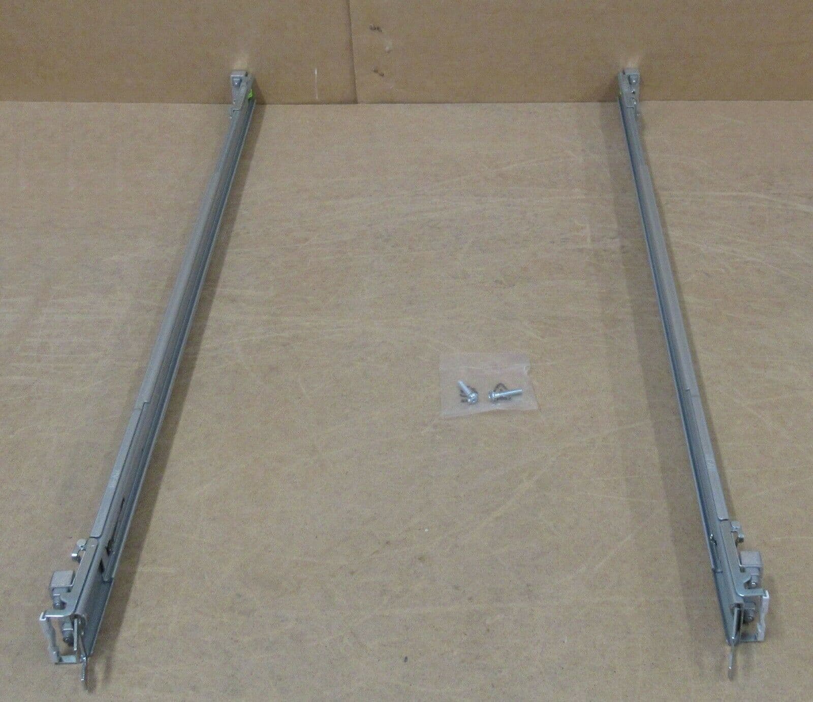 New Cisco UCSC-RAIL1 C220 M3 M4 Rack Mount rackmount Rail Kit for UCS ...