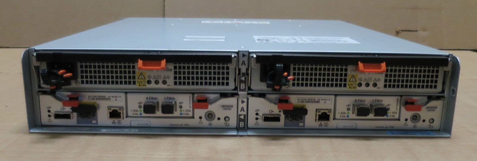 NEW Dell EMC AX4-5F 4 x AX-SS15-450 Flare drives Dual 4GB FC Controllers