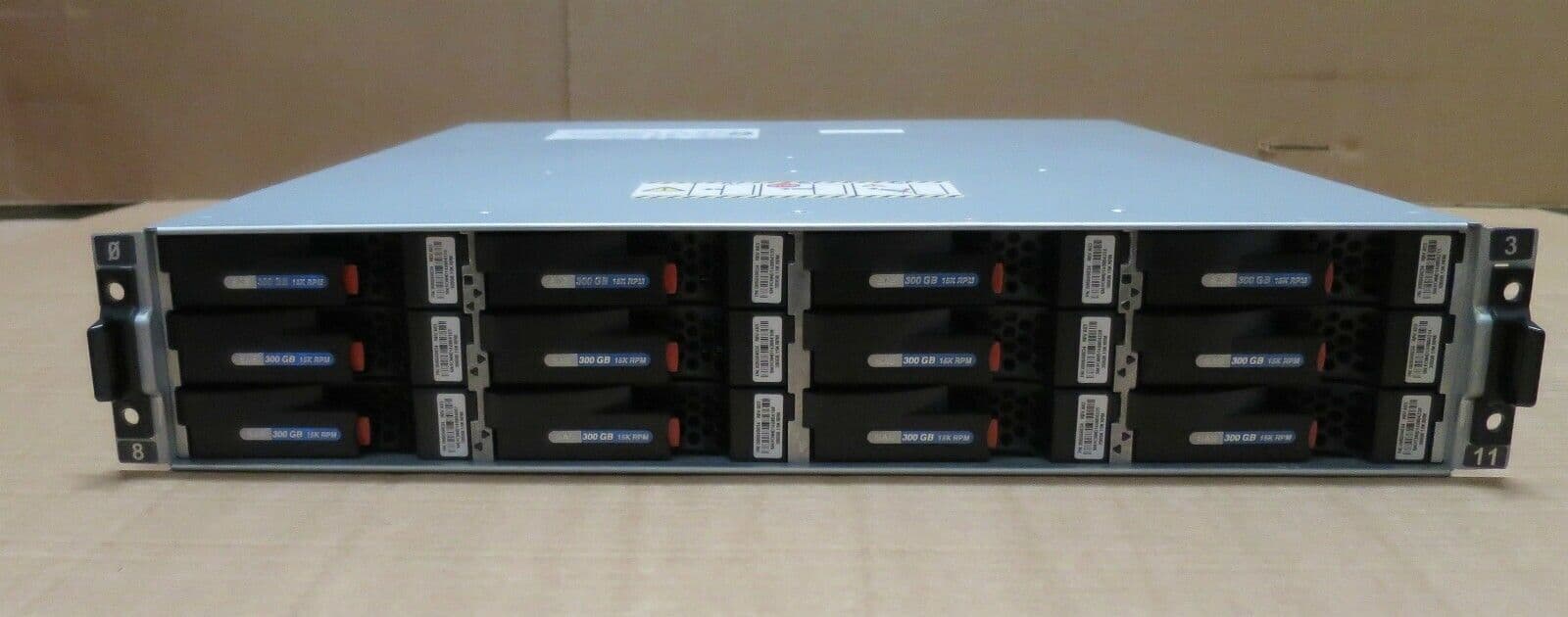 NEW Dell EMC CAE AX4-5DAE FX984 Expansion Enclosure 12 x AX-SS15-300 ...