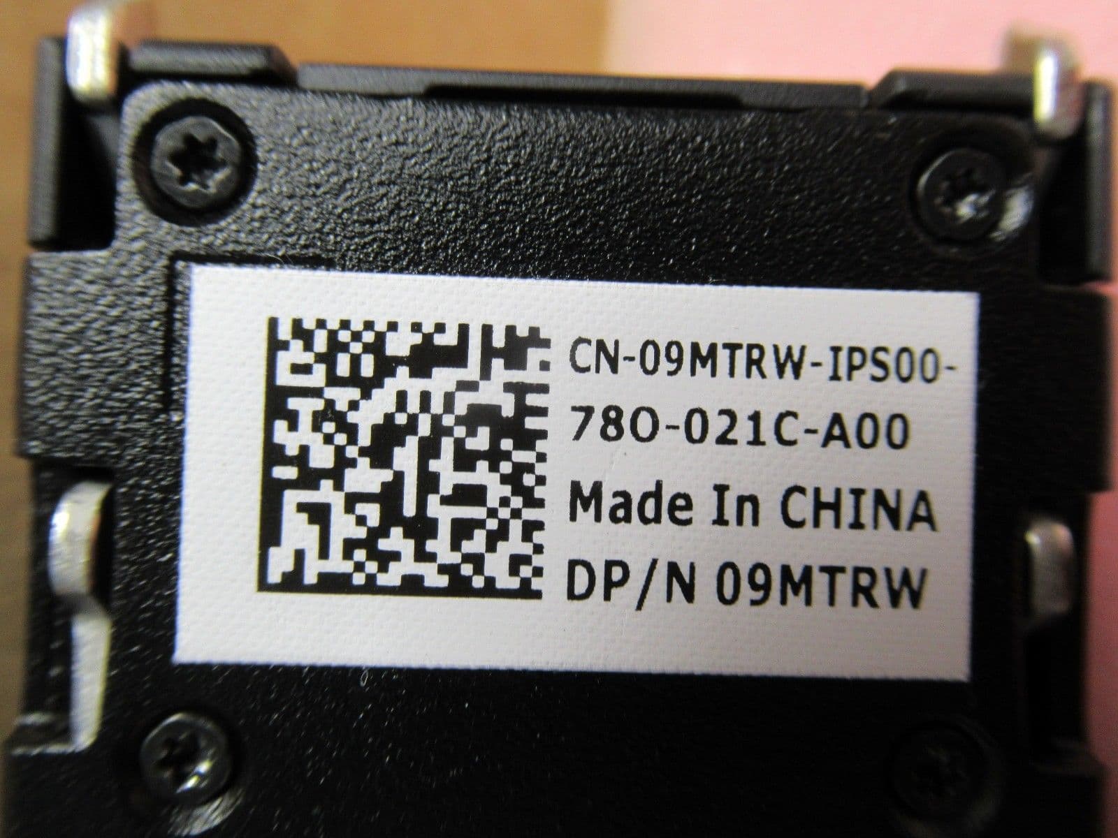 NEW DELL EMC PowerEdge R640 Front Bezel With Key 9MTRW