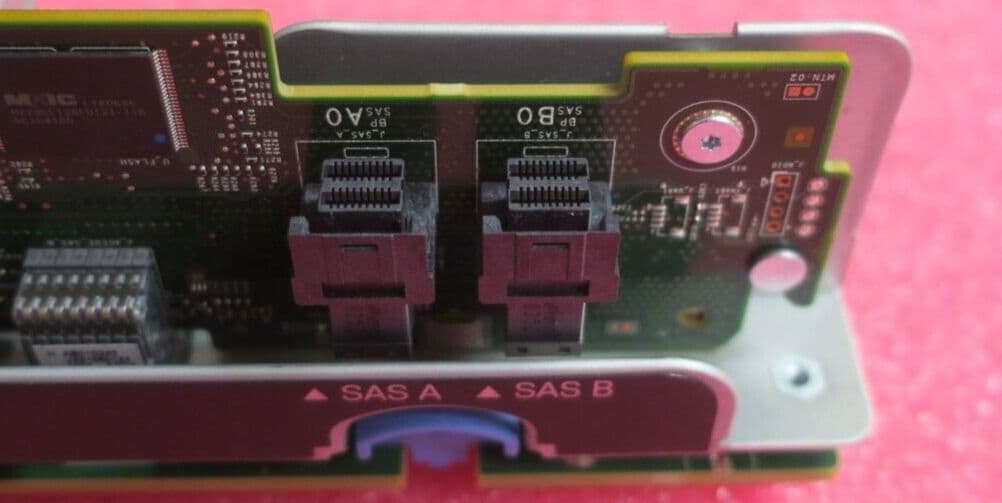 New Dell EMC PowerEdge R740 16-Bay 2 5" SFF SAS HDD Backplane Assembly ...