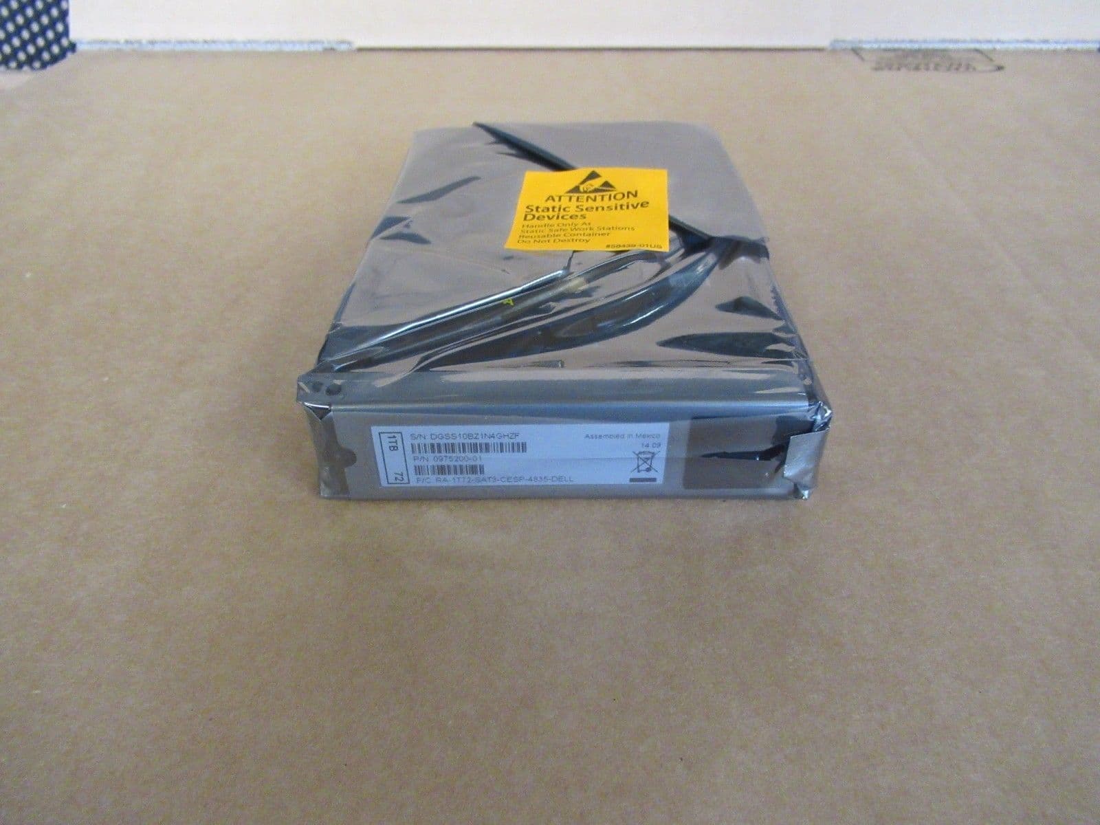 NEW Dell EqualLogic 2TB 7 2K SATA Hard Drive 1CJWD with choice of caddy ...