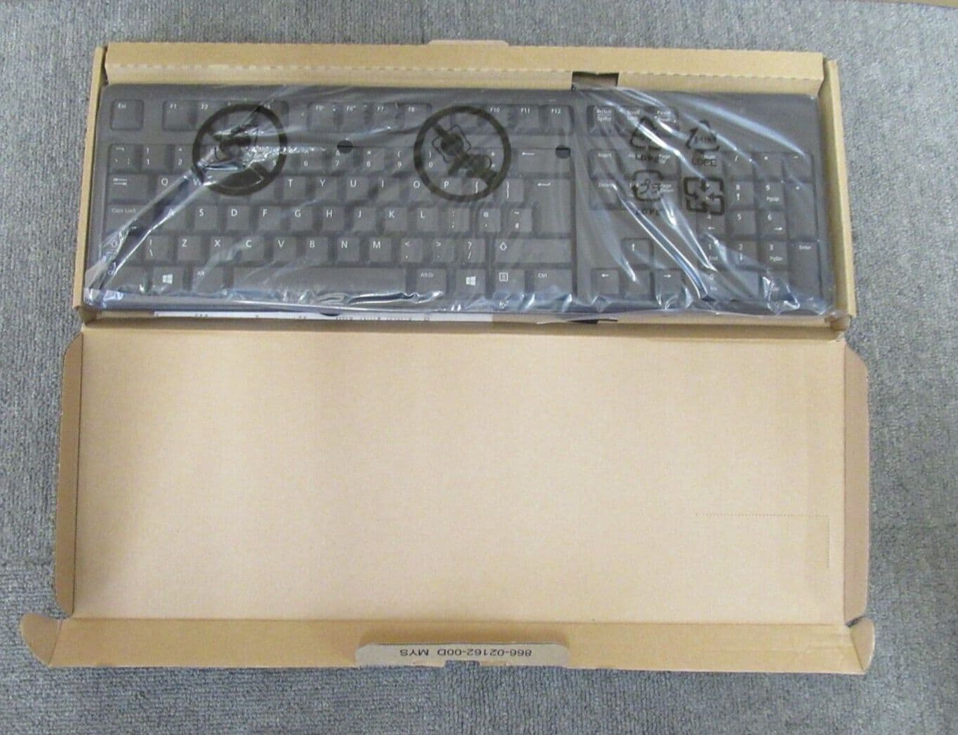 New Dell KB212-B C643N USB Wired Slim Black 104-key UK QWERTY Standard ...