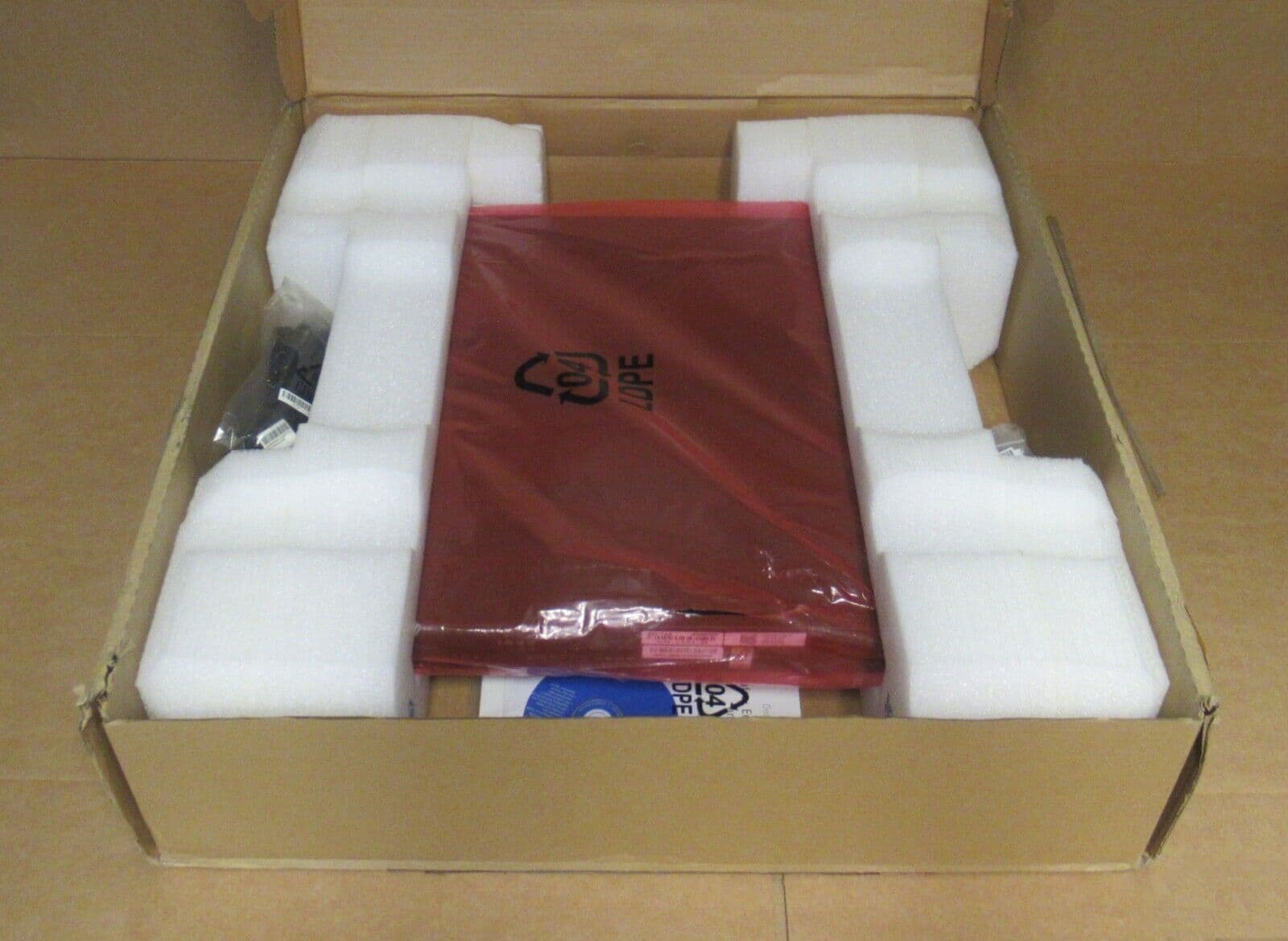 NEW Dell PowerConnect 7024 24x 1GbE RJ45 4x Combo 1GbE RJ45/SFP L3 1U ...