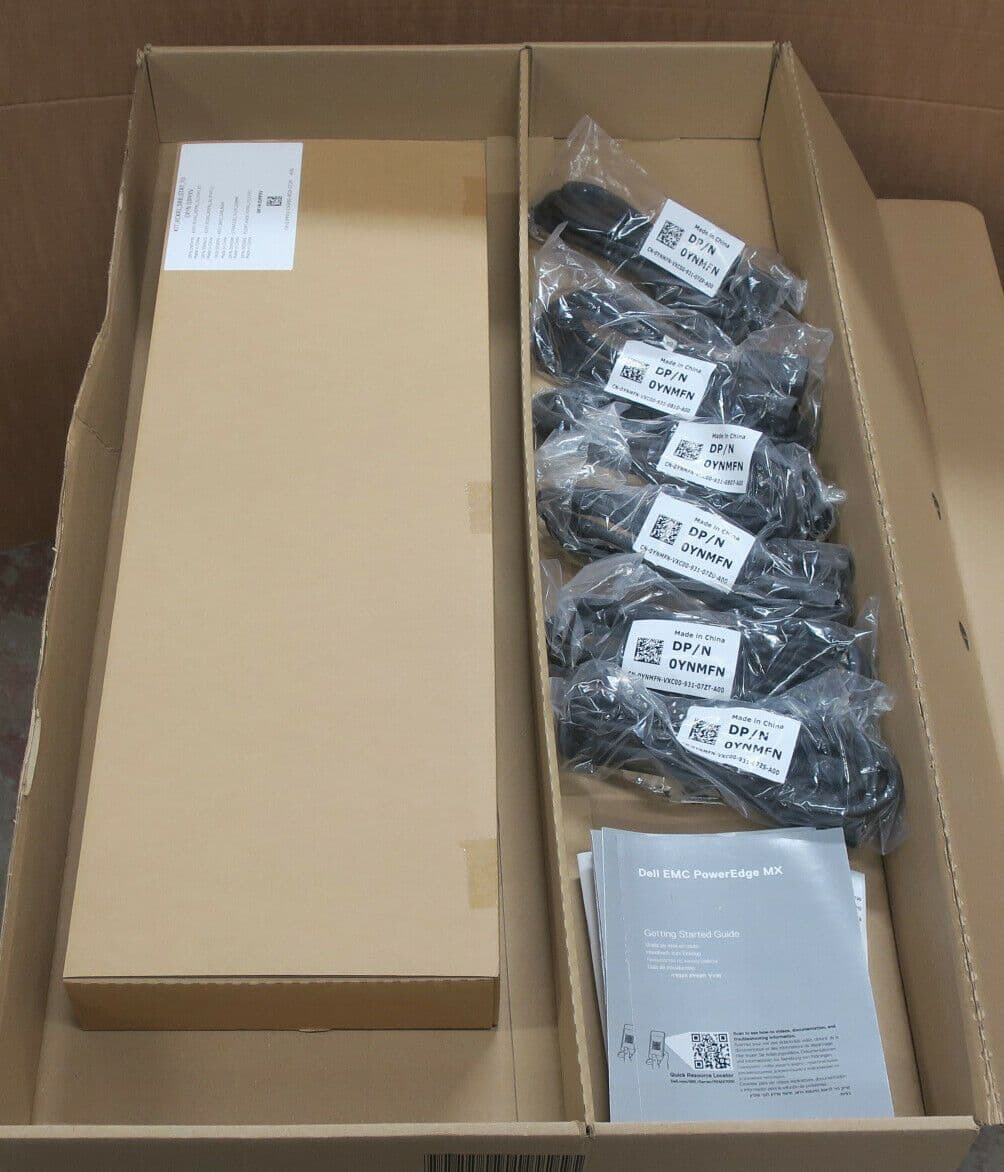 New Dell PowerEdge MX7000 8-Slot Modular Chassis W/ 4x MX740c Blade Servers