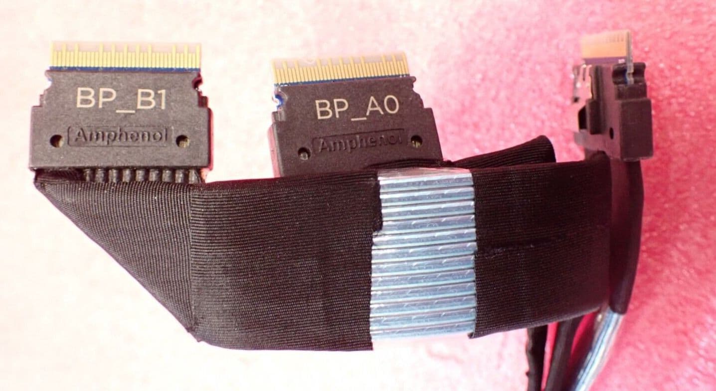 New Dell PowerEdge R840 24x 2 5" NVME PCIe Cable 2 Assembly XM32T 0XM32T