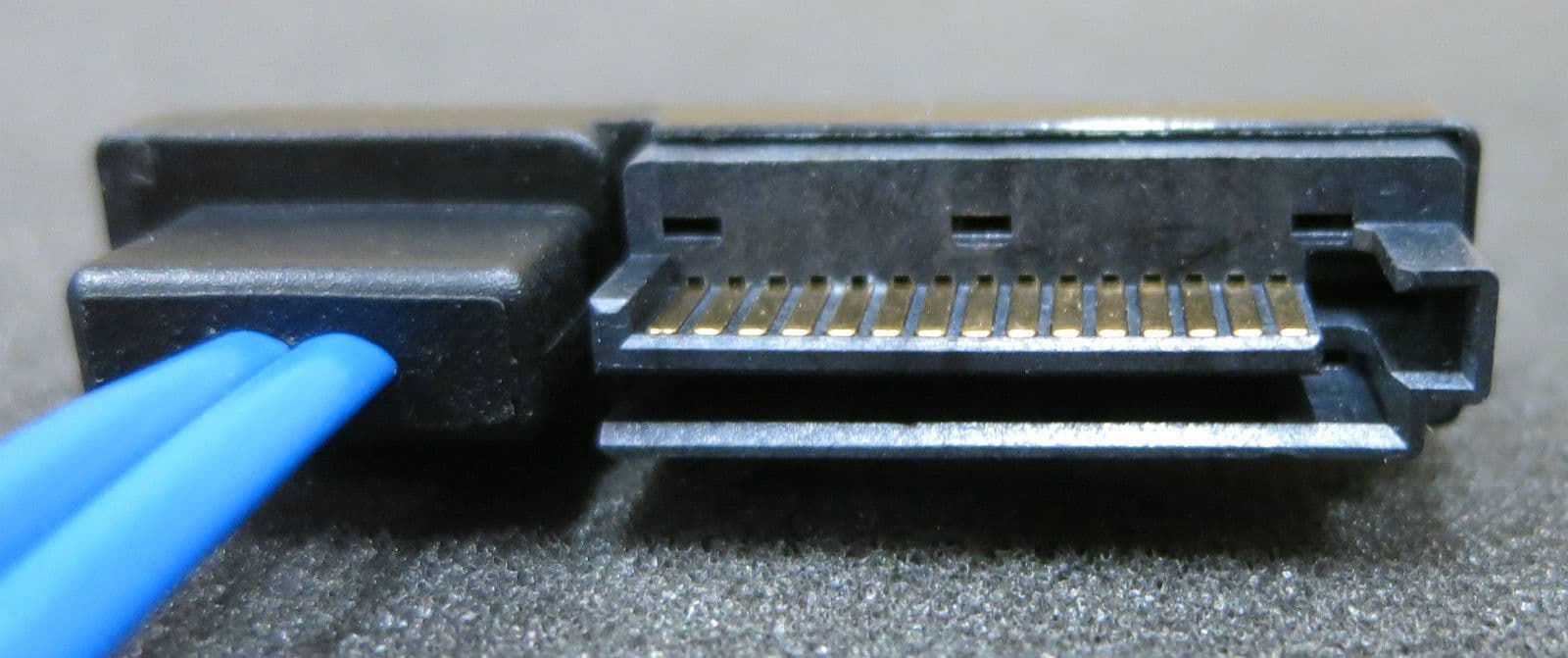 New Dell PowerEdge T610 SAS Cable Assembly M553G 0M553G