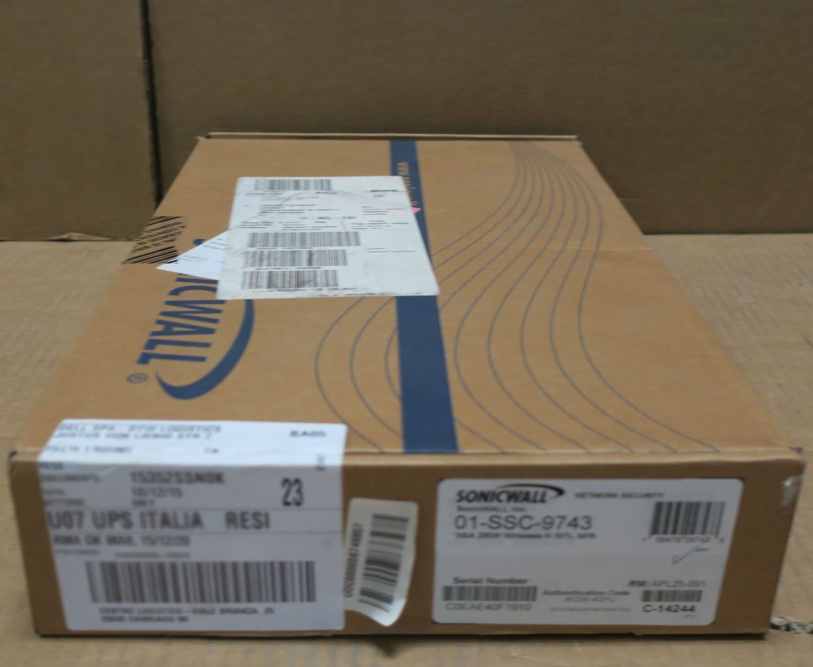 NEW Dell SonicWALL NSA 250M 01-SSC-9743 NFR Wireless-N International
